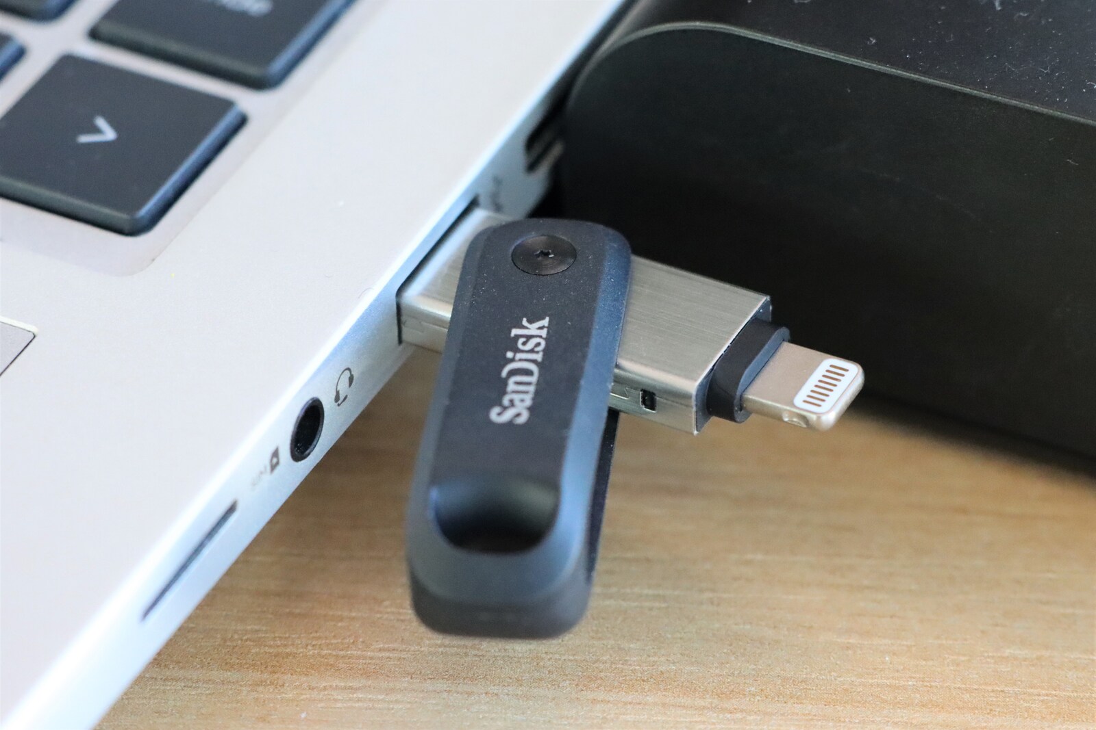 Sandisk iXpand Flash Drive Go im Test: Ein Speicherstick für das iPhone ...