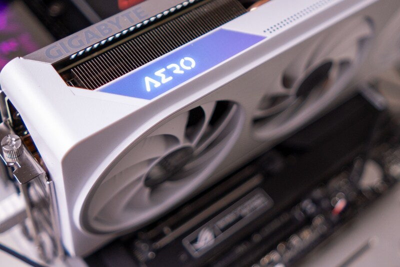Gigabyte GeForce RTX 4070 Ti Aero OC 12G im Test - Galaxus