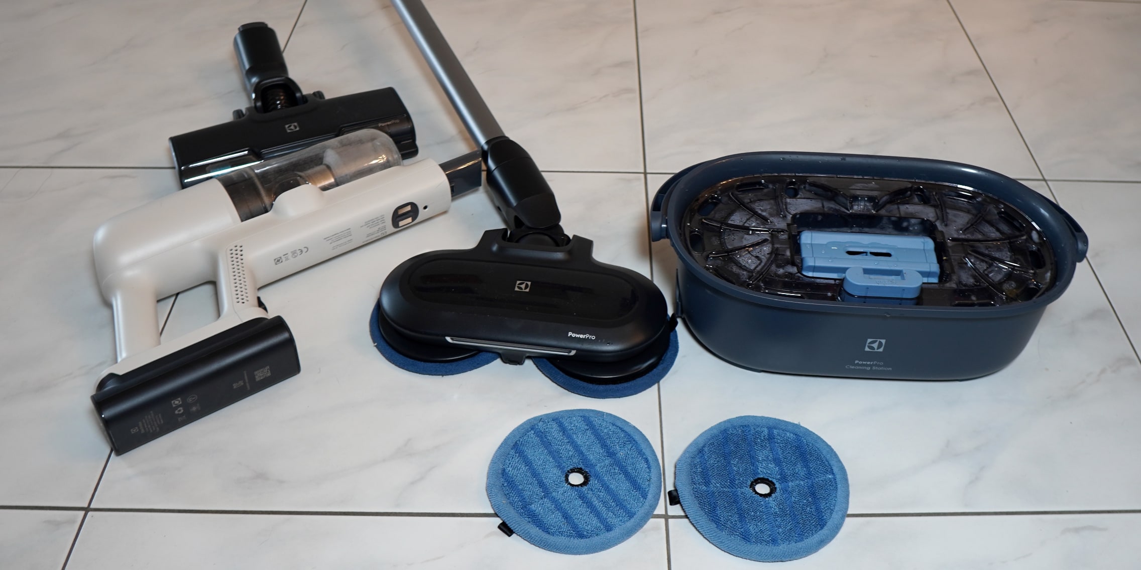 Electrolux PowerPro Cleaning Station: feucht Aufnehmen für Akkusauger ...