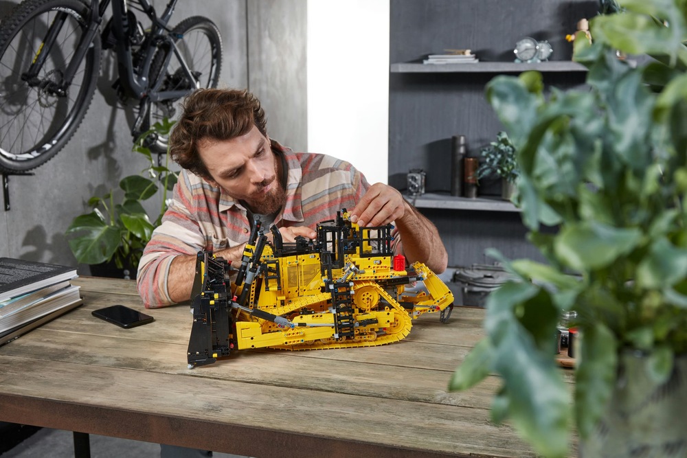 LEGO Cat D11 Bulldozer (42131, LEGO Technic) - kaufen bei Galaxus